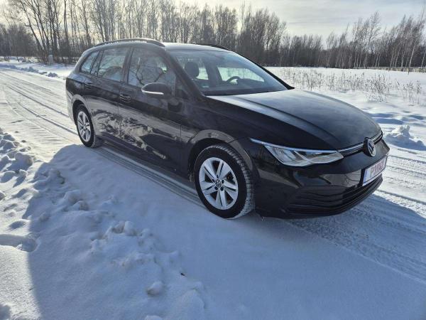Black Volkswagen Golf 2024 in Kaunas, with an engine capacity of 1.00 L and mileage of 47 thousand km for 15350 €, photo 1 on AUTOMOTO.COM.LV