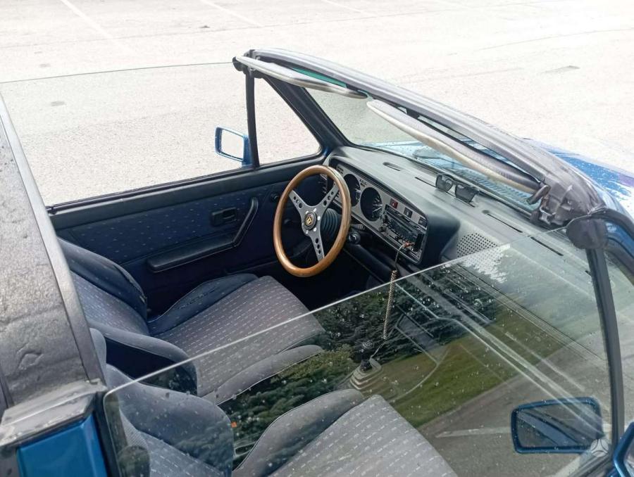 Zils Volkswagen Golf 1980 Kalvarija, ar dzinēja tilpumu 1.46 L un nobraukumu 183 tūkst. km par 4999 €, foto 5 vietnē AUTOMOTO.COM.LV