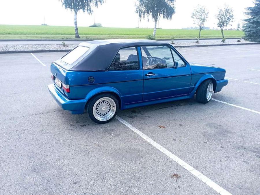 Zils Volkswagen Golf 1980 Kalvarija, ar dzinēja tilpumu 1.46 L un nobraukumu 183 tūkst. km par 4999 €, foto 7 vietnē AUTOMOTO.COM.LV