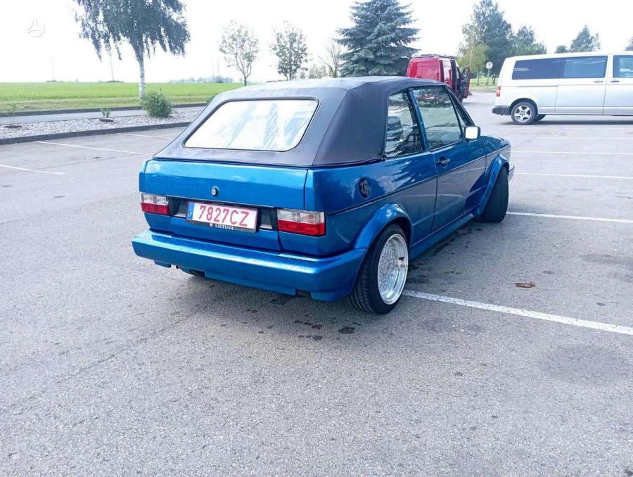 Zils Volkswagen Golf 1980 Kalvarija, ar dzinēja tilpumu 1.46 L un nobraukumu 183 tūkst. km par 4999 €, foto 8 vietnē AUTOMOTO.COM.LV
