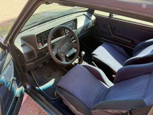 Zils Volkswagen Golf 1986 Kauņa, ar dzinēja tilpumu 1.60 L un nobraukumu 170 tūkst. km par 4800 €, foto 8 vietnē AUTOMOTO.COM.LV