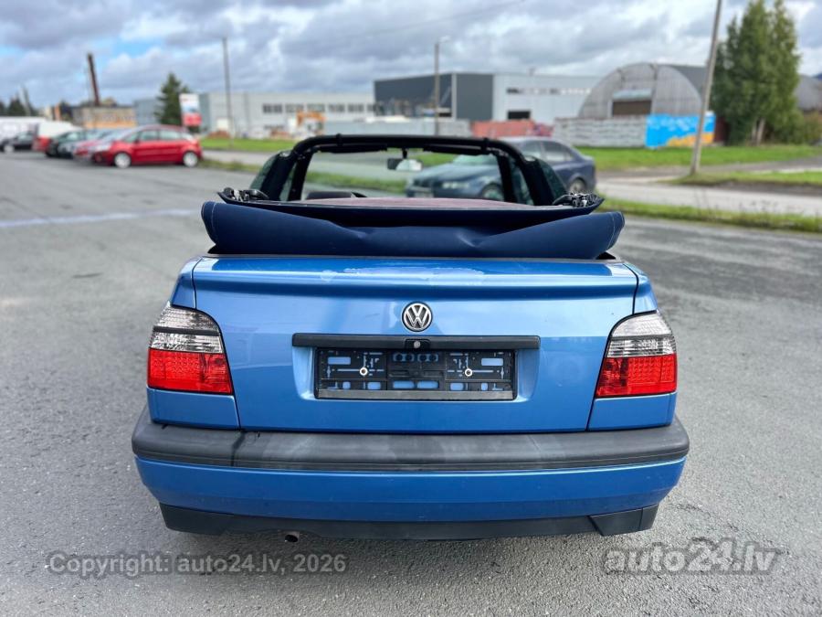 Zils Volkswagen Golf 1993 Tartu, ar dzinēja tilpumu 1.80 L un nobraukumu 0 tūkst. km par 2000 €, foto 7 vietnē AUTOMOTO.COM.LV
