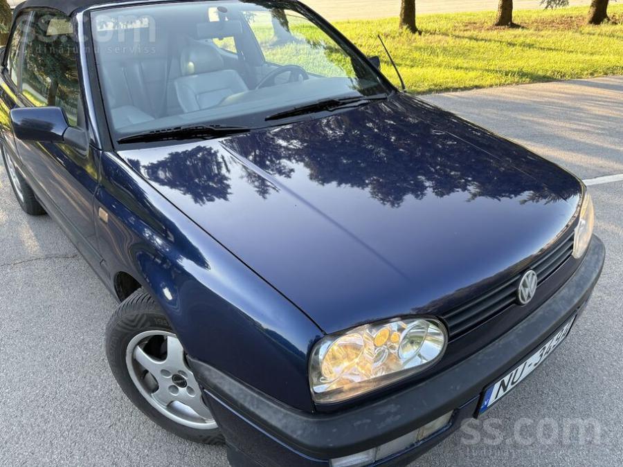 Blue Volkswagen Golf 1994 in Jelgava, with an engine capacity of 1.80 L and mileage of 275 thousand km for 1590 €, photo 1 on AUTOMOTO.COM.LV