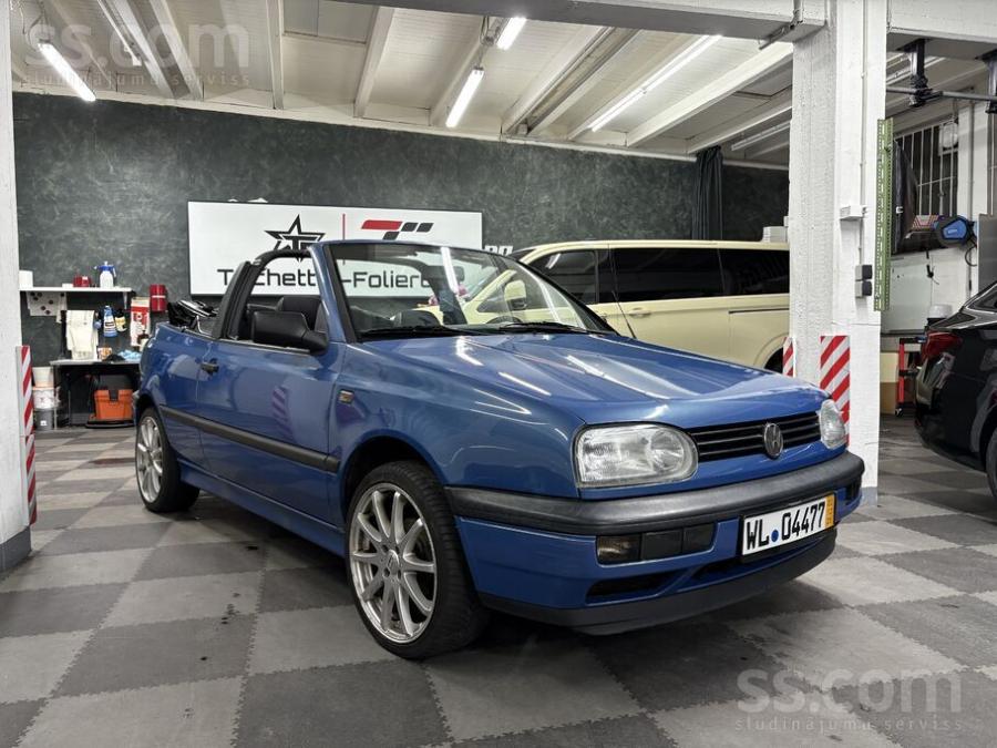 Blue Volkswagen Golf 1994 in Riga, with an engine capacity of 1.80 L and mileage of 156 thousand km for 3599 €, photo 1 on AUTOMOTO.COM.LV