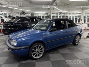 Blue Volkswagen Golf 1994 in Riga, with an engine capacity of 1.80 L and mileage of 156 thousand km for 3599 €, photo 12 on AUTOMOTO.COM.LV