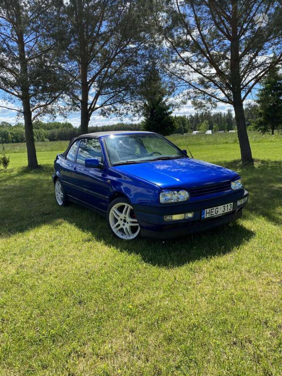 Zils Volkswagen Golf 1996 Kazlų Rūda, ar dzinēja tilpumu 1.78 L un nobraukumu 238 tūkst. km par 2850 €, foto 3 vietnē AUTOMOTO.COM.LV