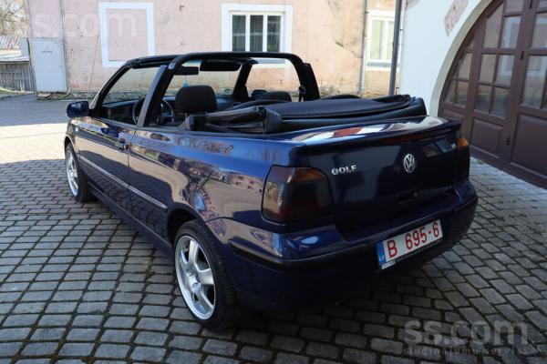Zils Volkswagen Golf 1999 Rīga, ar dzinēja tilpumu 1.60 L un nobraukumu 208 tūkst. km par 2490 €, foto 5 vietnē AUTOMOTO.COM.LV