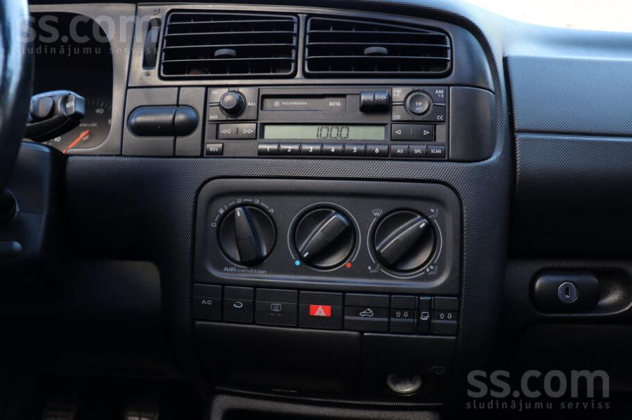 Zils Volkswagen Golf 1999 Rīga, ar dzinēja tilpumu 1.60 L un nobraukumu 208 tūkst. km par 2490 €, foto 16 vietnē AUTOMOTO.COM.LV