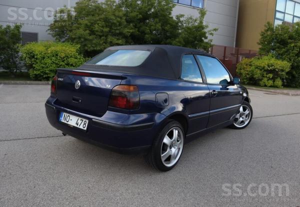 Blue Volkswagen Golf 1999 in Riga, with an engine capacity of 1.60 L and mileage of 208 thousand km for 2490 €, photo 10 on AUTOMOTO.COM.LV