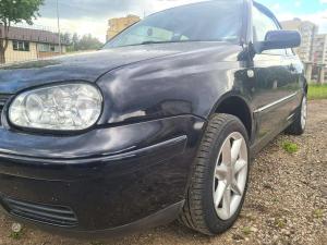 Blue Volkswagen Golf 2000 in Druskininkai, with an engine capacity of 1.78 L and mileage of 325 thousand km for 1700 €, photo 20 on AUTOMOTO.COM.LV