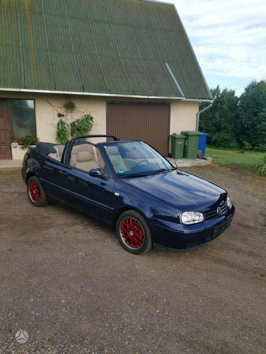 Zils Volkswagen Golf 2000 Zarasai, ar dzinēja tilpumu 1.98 L un nobraukumu 101 tūkst. km par 4449 €, foto 1 vietnē AUTOMOTO.COM.LV