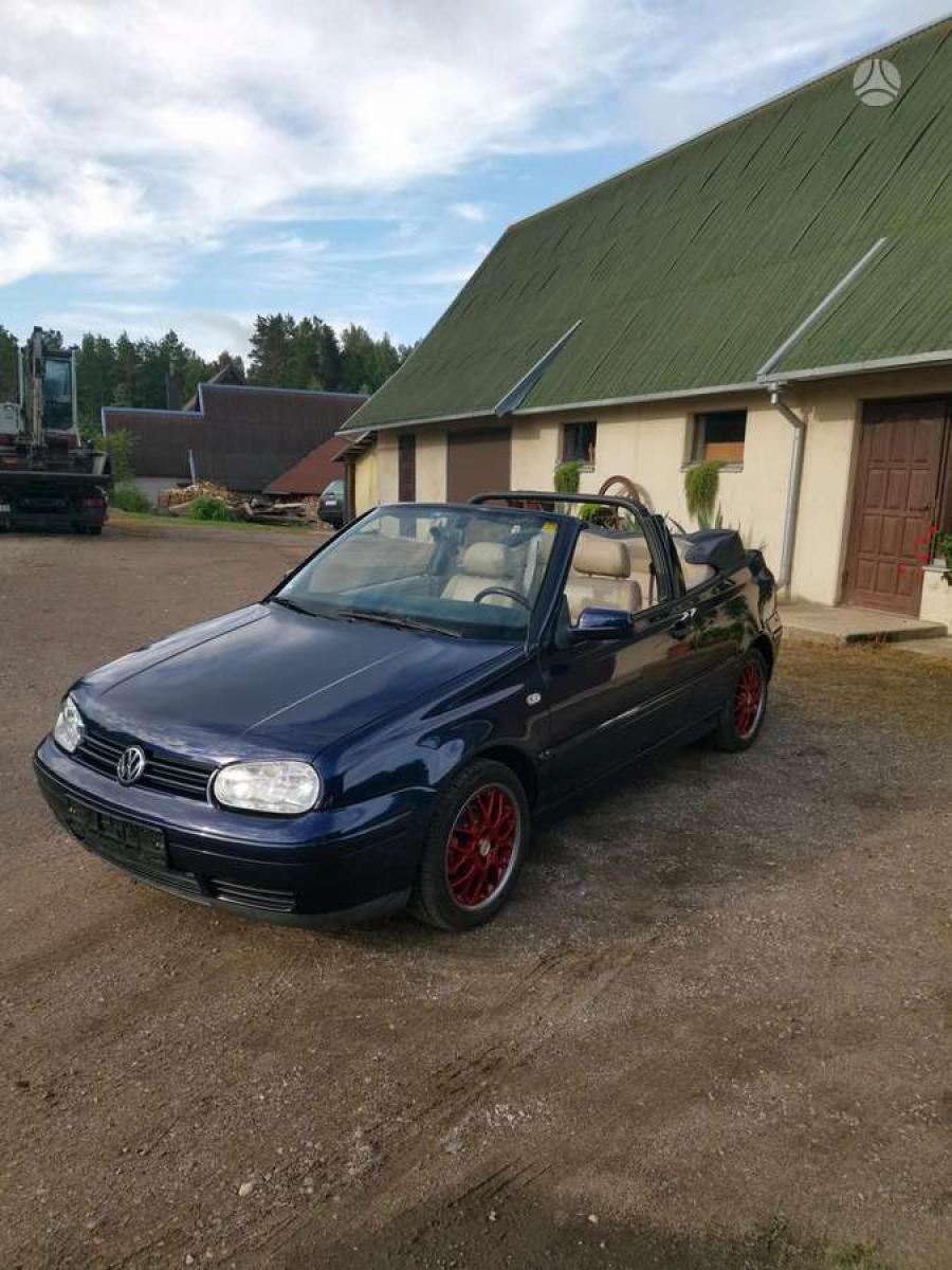 Zils Volkswagen Golf 2000 Zarasai, ar dzinēja tilpumu 1.98 L un nobraukumu 101 tūkst. km par 4449 €, foto 3 vietnē AUTOMOTO.COM.LV