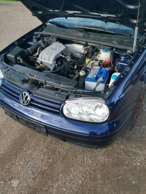 Zils Volkswagen Golf 2000 Zarasai, ar dzinēja tilpumu 1.98 L un nobraukumu 101 tūkst. km par 4449 €, foto 5 vietnē AUTOMOTO.COM.LV