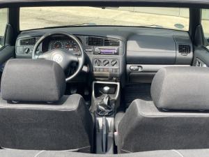 Zils Volkswagen Golf 2002 Rīga, ar dzinēja tilpumu 2.00 L un nobraukumu 236 tūkst. km par 2990 €, foto 3 vietnē AUTOMOTO.COM.LV