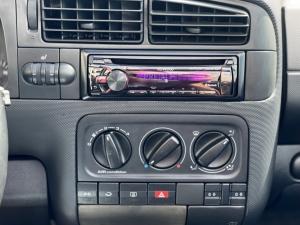 Zils Volkswagen Golf 2002 Rīga, ar dzinēja tilpumu 2.00 L un nobraukumu 236 tūkst. km par 2990 €, foto 5 vietnē AUTOMOTO.COM.LV