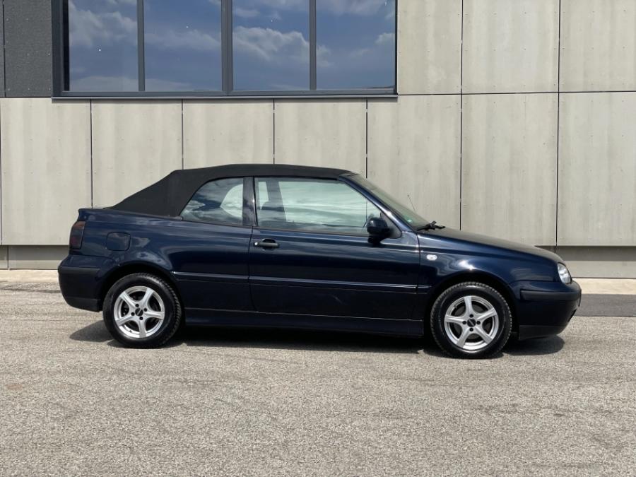 Zils Volkswagen Golf 2002 Rīga, ar dzinēja tilpumu 2.00 L un nobraukumu 236 tūkst. km par 2990 €, foto 13 vietnē AUTOMOTO.COM.LV