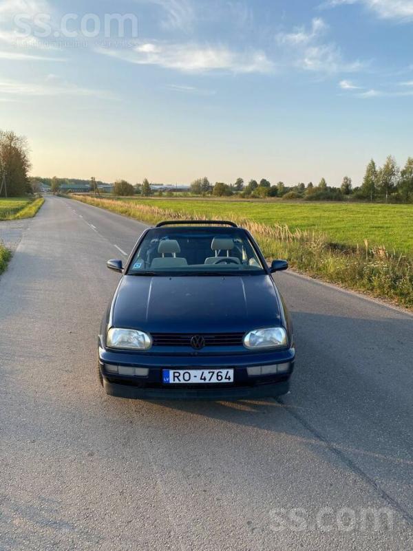 Zils Volkswagen Golf 2002 Jēkabpils, ar dzinēja tilpumu 1.90 L un nobraukumu 99 tūkst. km par 1100 €, foto 3 vietnē AUTOMOTO.COM.LV