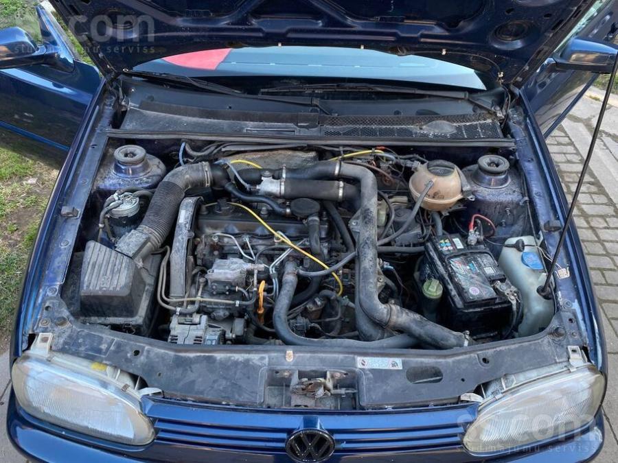 Blue Volkswagen Golf 2002 in Jekabpils, with an engine capacity of 1.90 L and mileage of 99 thousand km for 1100 €, photo 6 on AUTOMOTO.COM.LV