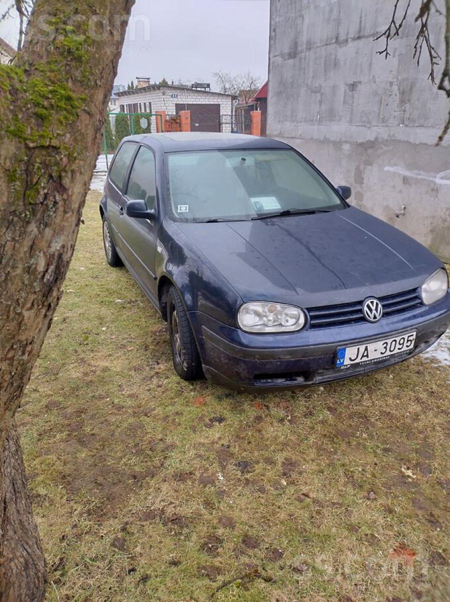 Blue Volkswagen Golf 1998 in Riga, with an engine capacity of 1.90 L and mileage of 480 thousand km for 600 €, photo 3 on AUTOMOTO.COM.LV