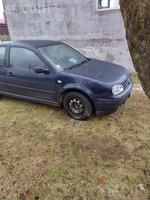 Blue Volkswagen Golf 1998 in Riga, with an engine capacity of 1.90 L and mileage of 480 thousand km for 600 €, photo 4 on AUTOMOTO.COM.LV