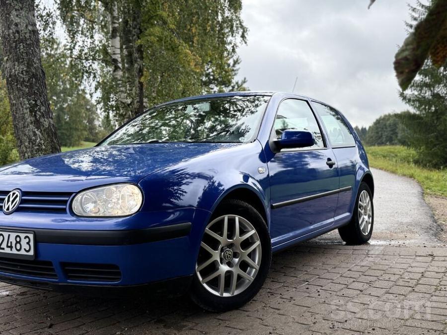 Zils Volkswagen Golf 2001 Cēsis, ar dzinēja tilpumu 1.60 L un nobraukumu 219 tūkst. km par 2100 €, foto 3 vietnē AUTOMOTO.COM.LV