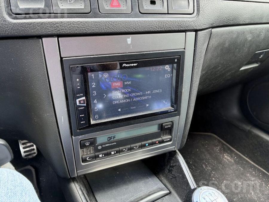 Zils Volkswagen Golf 2002 Rīga, ar dzinēja tilpumu 1.60 L un nobraukumu 258 tūkst. km par 900 €, foto 7 vietnē AUTOMOTO.COM.LV