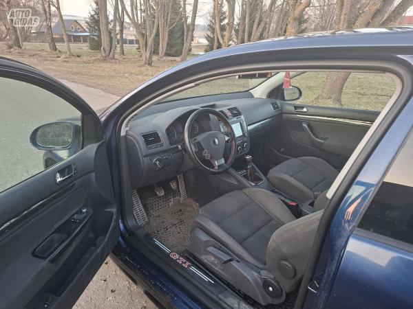 Zils Volkswagen Golf 2004 Varėna, ar dzinēja tilpumu 2.00 L un nobraukumu 270 tūkst. km par 1450 €, foto 7 vietnē AUTOMOTO.COM.LV