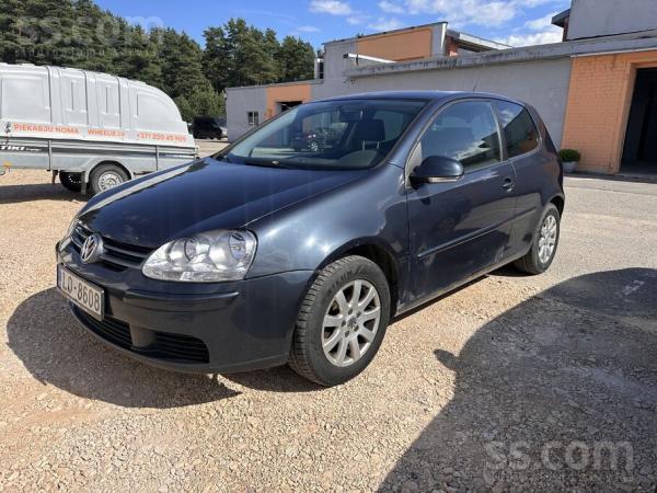 Blue Volkswagen Golf 2006 in Riga, with an engine capacity of 1.90 L and mileage of 432 thousand km for 1000 €, photo 1 on AUTOMOTO.COM.LV