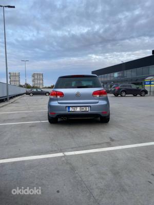 Zils Volkswagen Golf 2009 Tallina, ar dzinēja tilpumu 2.00 L un nobraukumu 223 tūkst. km par 3500 €, foto 3 vietnē AUTOMOTO.COM.LV
