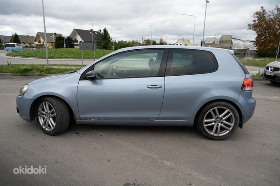 Zils Volkswagen Golf 2009 Tallina, ar dzinēja tilpumu 2.00 L un nobraukumu 223 tūkst. km par 3500 €, foto 13 vietnē AUTOMOTO.COM.LV