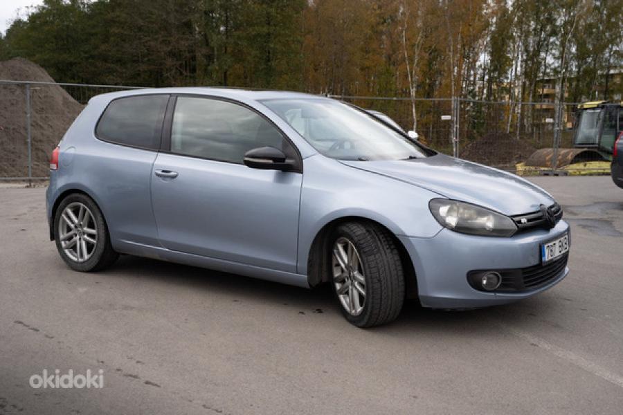 Zils Volkswagen Golf 2009 Tallina, ar dzinēja tilpumu 2.00 L un nobraukumu 223 tūkst. km par 3500 €, foto 14 vietnē AUTOMOTO.COM.LV