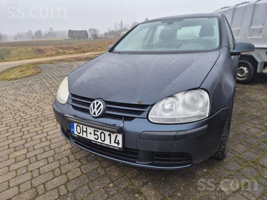 Blue Volkswagen Golf 2005 in Riga, with an engine capacity of 2.00 L and mileage of 321 thousand km for 2550 €, photo 1 on AUTOMOTO.COM.LV