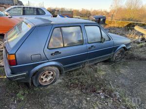 Zils Volkswagen Golf 1983 Valka, ar dzinēja tilpumu 1.60 L un nobraukumu 258 tūkst. km par 400 €, foto 3 vietnē AUTOMOTO.COM.LV