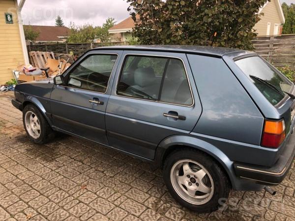Фольксваген Гольф 1988 в Рига на AUTOMOTO.COM.LV Синий Фольксваген Гольф 1988 в Рига, объемом двигателя 1.60 л и пробегом 225 тыс. км за 1650 €, фото 9 на AUTOMOTO.COM.LV