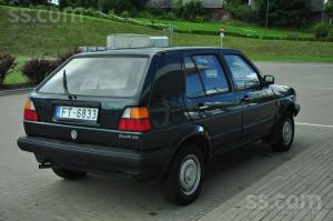 Zils Volkswagen Golf 1989 Rēzekne, ar dzinēja tilpumu 1.30 L un nobraukumu 268 tūkst. km par 1500 €, foto 4 vietnē AUTOMOTO.COM.LV