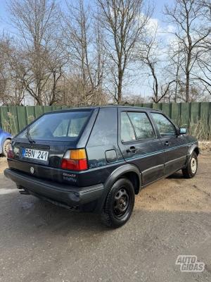 Zils Volkswagen Golf 1990 Viļņa, ar dzinēja tilpumu 1.60 L un nobraukumu 150 tūkst. km par 550 €, foto 8 vietnē AUTOMOTO.COM.LV