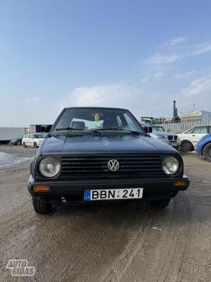 Zils Volkswagen Golf 1990 Viļņa, ar dzinēja tilpumu 1.60 L un nobraukumu 150 tūkst. km par 550 €, foto 10 vietnē AUTOMOTO.COM.LV