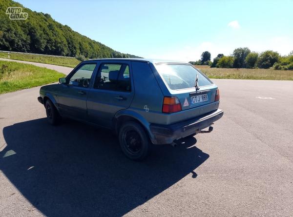 Zils Volkswagen Golf 1991 Kauņa, ar dzinēja tilpumu 1.80 L un nobraukumu 310 tūkst. km par 1900 €, foto 5 vietnē AUTOMOTO.COM.LV