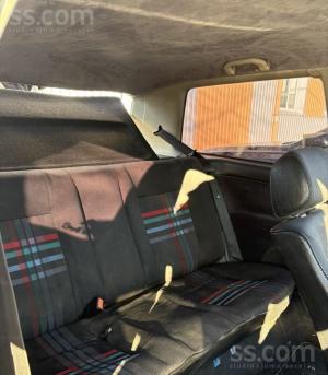 Zils Volkswagen Golf 1992 Liepāja, ar dzinēja tilpumu 1.40 L un nobraukumu 284 tūkst. km par 750 €, foto 6 vietnē AUTOMOTO.COM.LV