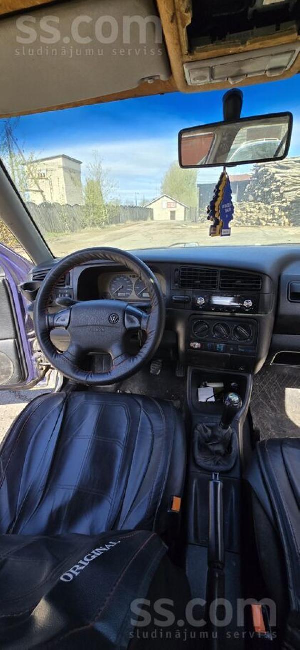 Blue Volkswagen Golf 1994 in Rezekne, with an engine capacity of 1.90 L and mileage of 0 thousand km for 900 €, photo 6 on AUTOMOTO.COM.LV