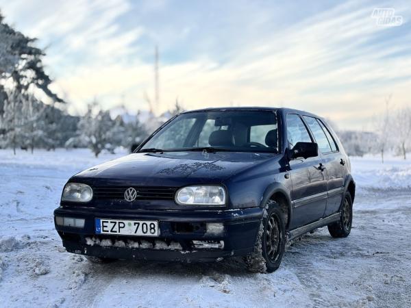 Blue Volkswagen Golf 1996 in Klaipeda, with an engine capacity of 1.90 L and mileage of 33 thousand km for 950 €, photo 2 on AUTOMOTO.COM.LV