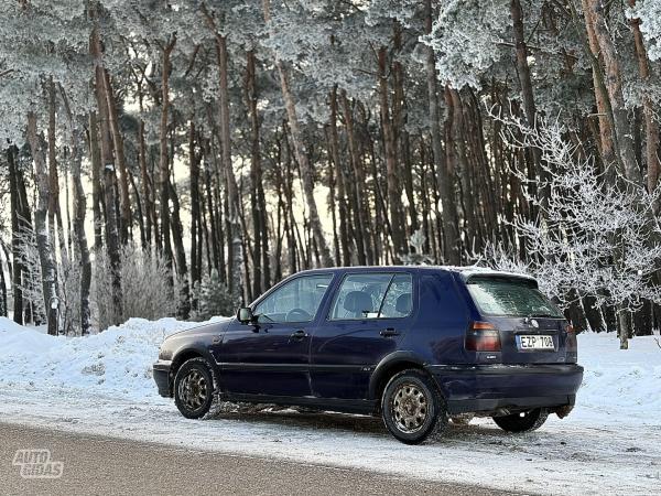 Blue Volkswagen Golf 1996 in Klaipeda, with an engine capacity of 1.90 L and mileage of 33 thousand km for 950 €, photo 5 on AUTOMOTO.COM.LV