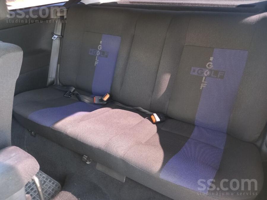 Zils Volkswagen Golf 1996 Kuldīga, ar dzinēja tilpumu 1.80 L un nobraukumu 235 tūkst. km par 1000 €, foto 11 vietnē AUTOMOTO.COM.LV