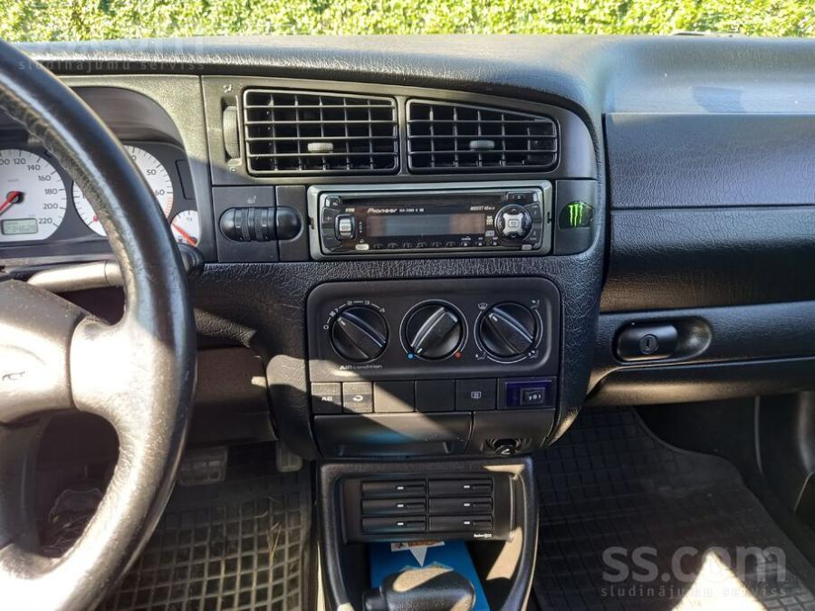 Zils Volkswagen Golf 1996 Kuldīga, ar dzinēja tilpumu 1.80 L un nobraukumu 235 tūkst. km par 1000 €, foto 13 vietnē AUTOMOTO.COM.LV