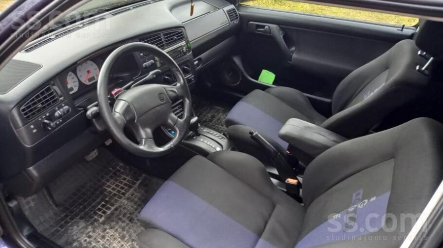 Zils Volkswagen Golf 1996 Kuldīga, ar dzinēja tilpumu 1.80 L un nobraukumu 233 tūkst. km par 1300 €, foto 7 vietnē AUTOMOTO.COM.LV