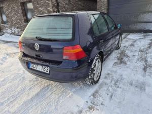 Zils Volkswagen Golf 1998 Klaipėda, ar dzinēja tilpumu 1.39 L un nobraukumu 288 tūkst. km par 1000 €, foto 10 vietnē AUTOMOTO.COM.LV