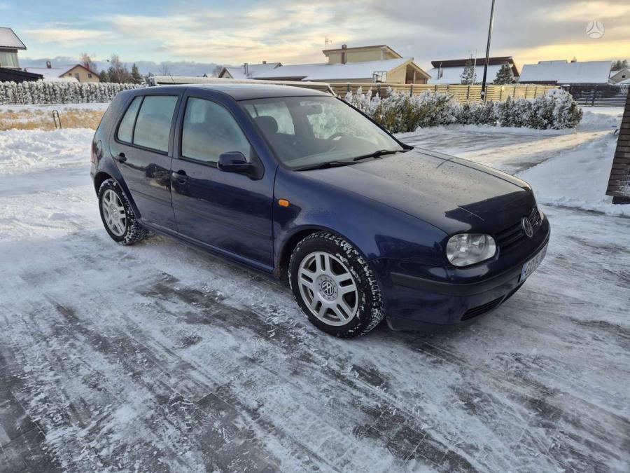 Zils Volkswagen Golf 1998 Klaipėda, ar dzinēja tilpumu 1.39 L un nobraukumu 288 tūkst. km par 1000 €, foto 12 vietnē AUTOMOTO.COM.LV