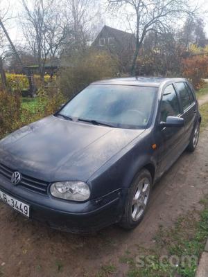 Blue Volkswagen Golf 1998 in Kraslava, with an engine capacity of 1.60 L and mileage of 352 thousand km for 850 €, photo  on AUTOMOTO.COM.LV
