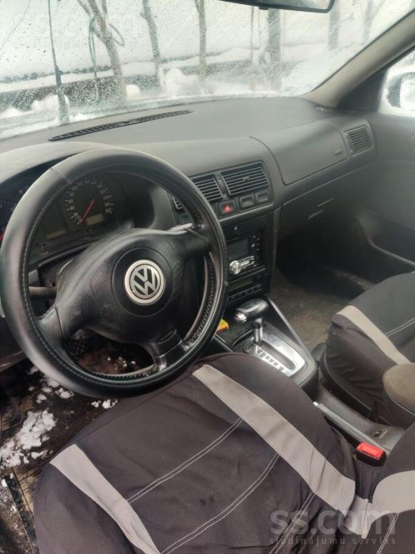 Zils Volkswagen Golf 1998 Krāslava, ar dzinēja tilpumu 1.60 L un nobraukumu 352 tūkst. km par 850 €, foto 7 vietnē AUTOMOTO.COM.LV