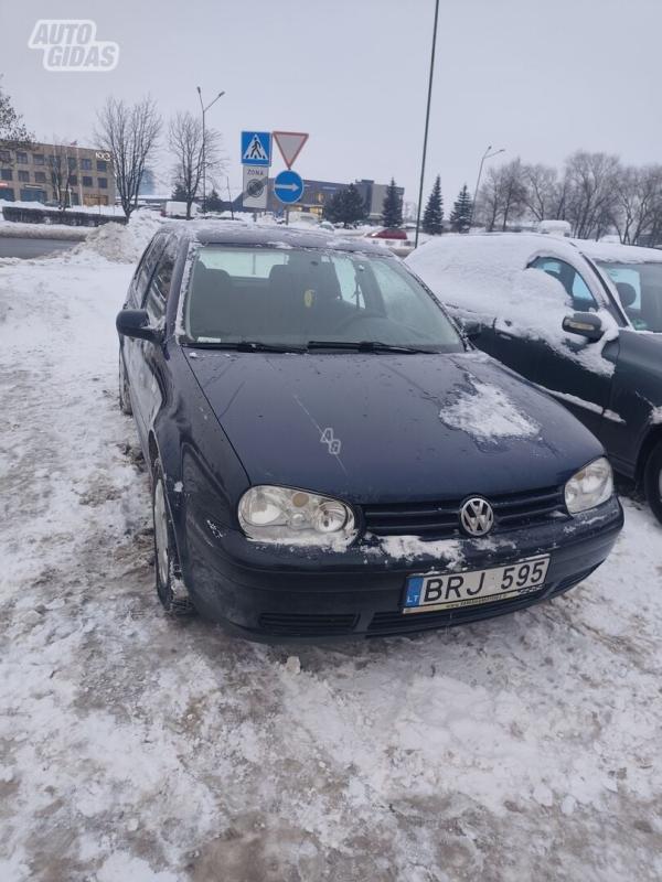 Zils Volkswagen Golf 1998 Klaipėda, ar dzinēja tilpumu 1.40 L un nobraukumu 210 tūkst. km par 850 €, foto 2 vietnē AUTOMOTO.COM.LV